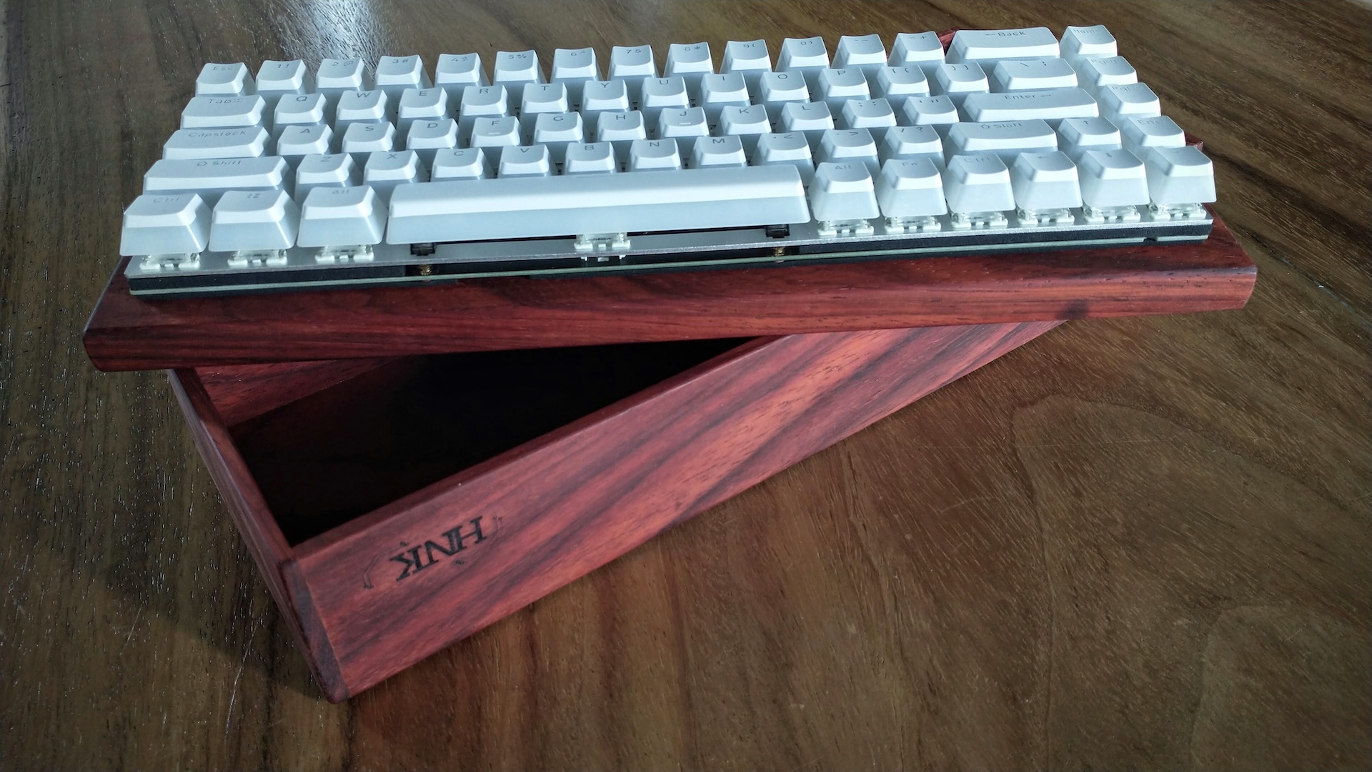 Padauk wood mechanical keyboard with wooden case